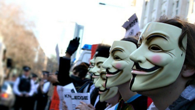 Anonymous: FBI durchsucht Wohnungen in New York - WinFuture.de